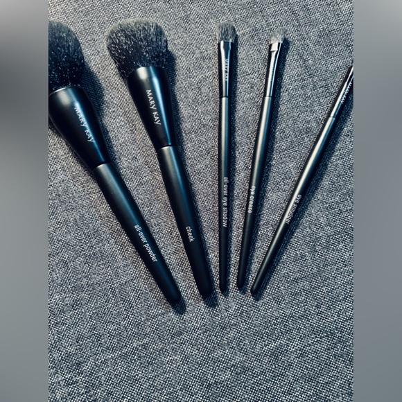 Mary Kay | Makeup | Mary Kay Essential Brush Set | Poshmark